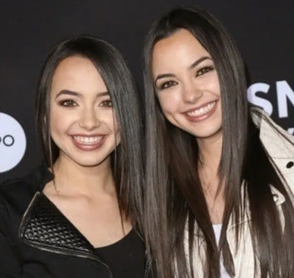Merrell Twins Age – A Complete Biography Of The Famous YouTube Duo ...